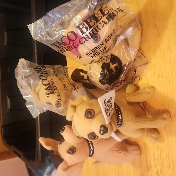 taco bell dogs | Toys | 4 Taco Bell Dogs Vintage Talking Chihuahua ...